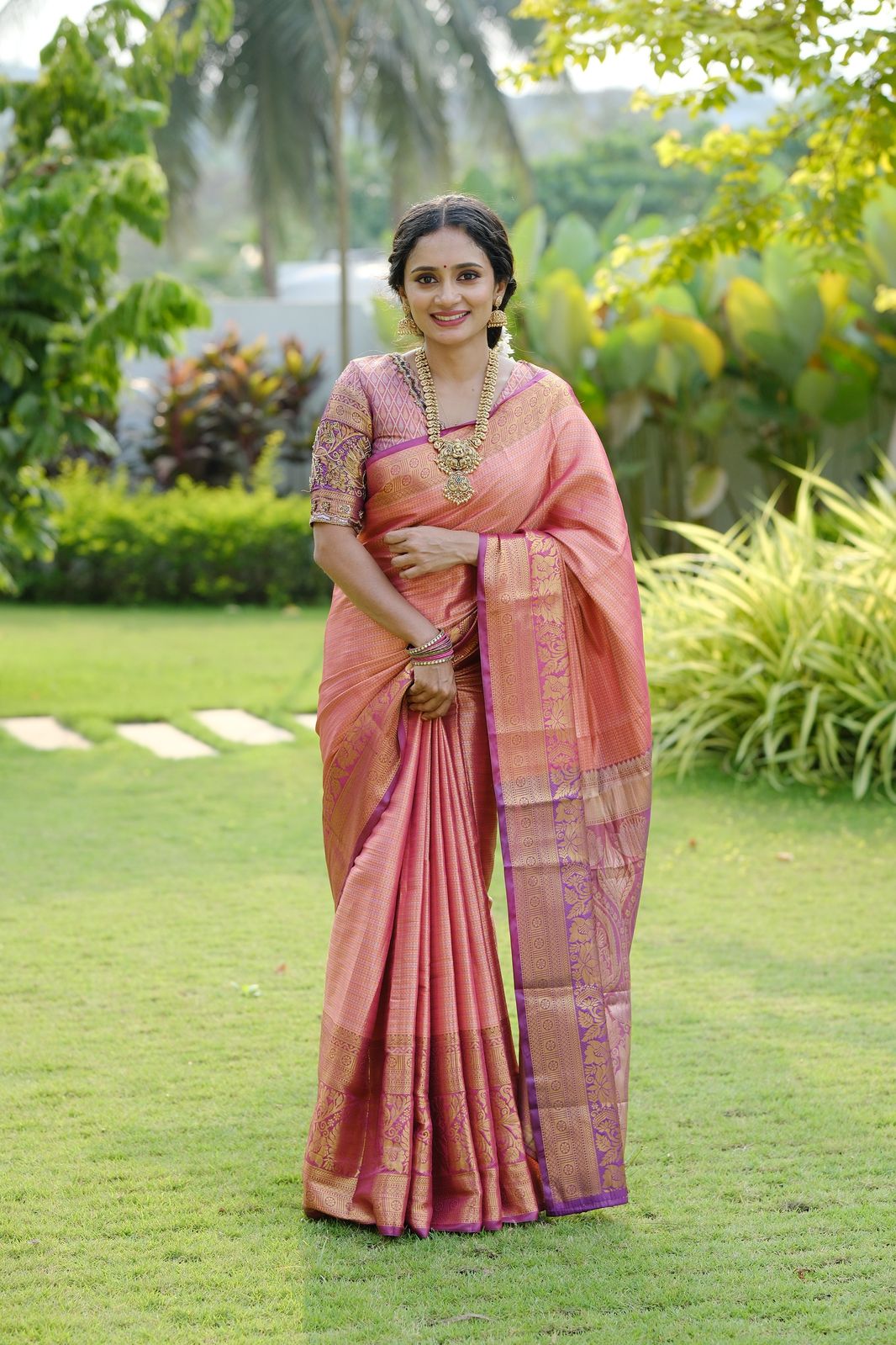 Home | Panchali Vastra