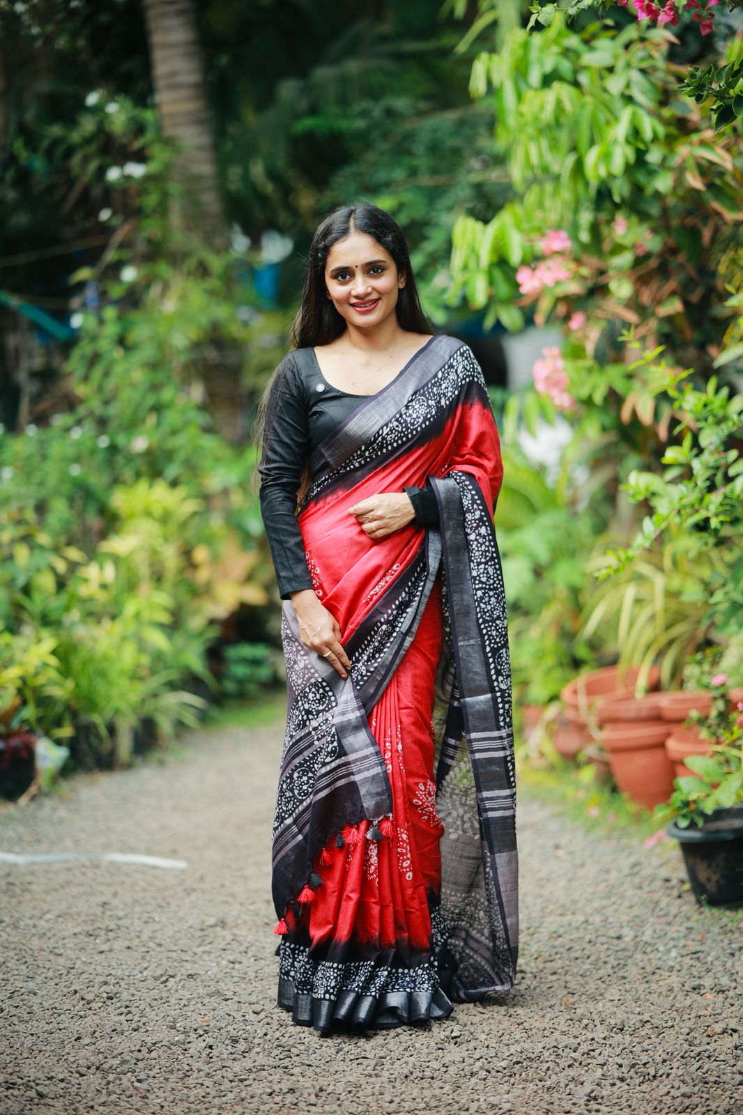 Home | Panchali Vastra